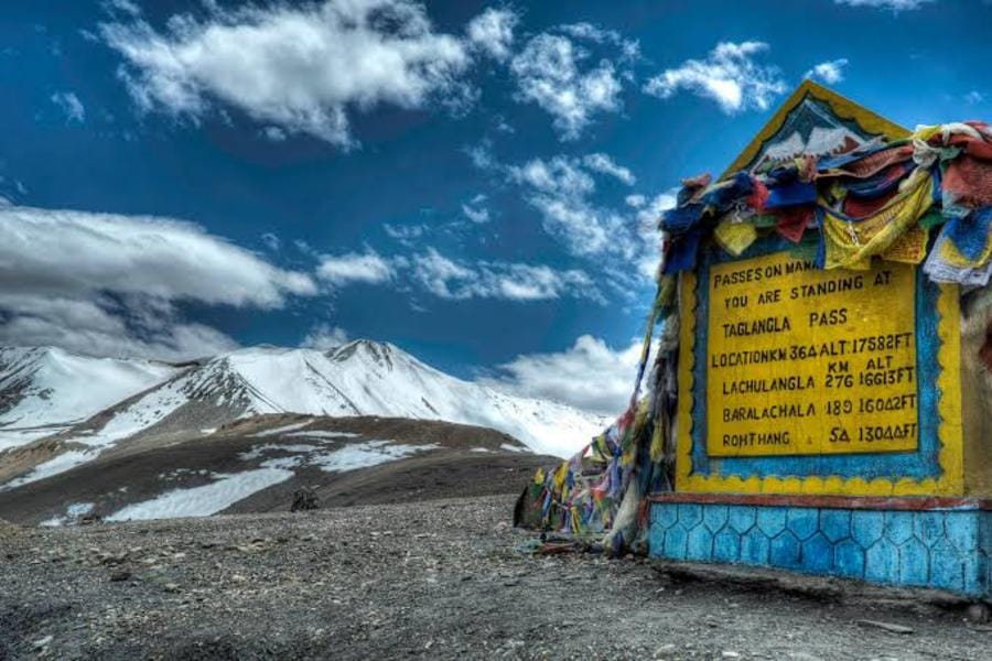 15 Majestic Mountain Passes in Ladakh- Your Travel Guide 2026