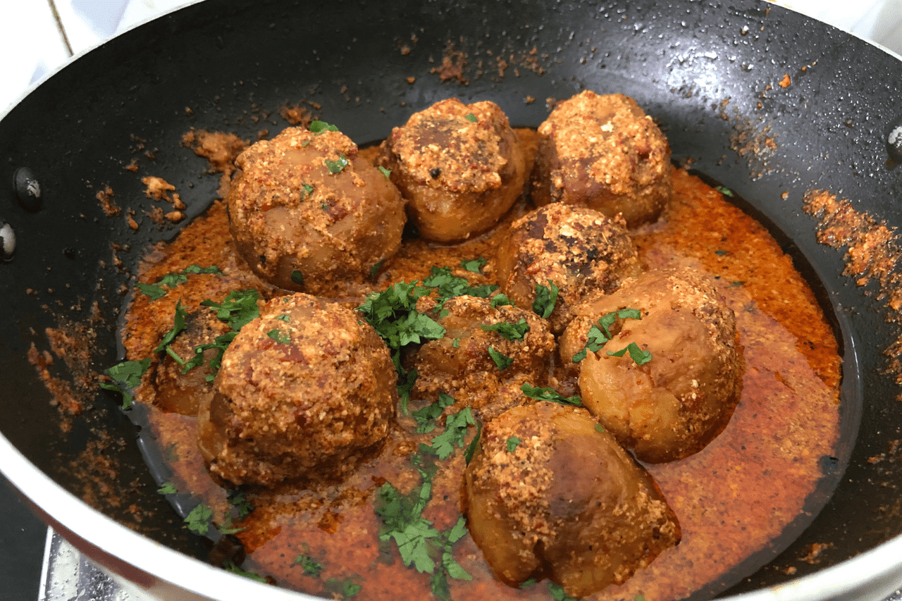 Top 15 Traditional Kashmiri Foods You’ll Fall in Love With