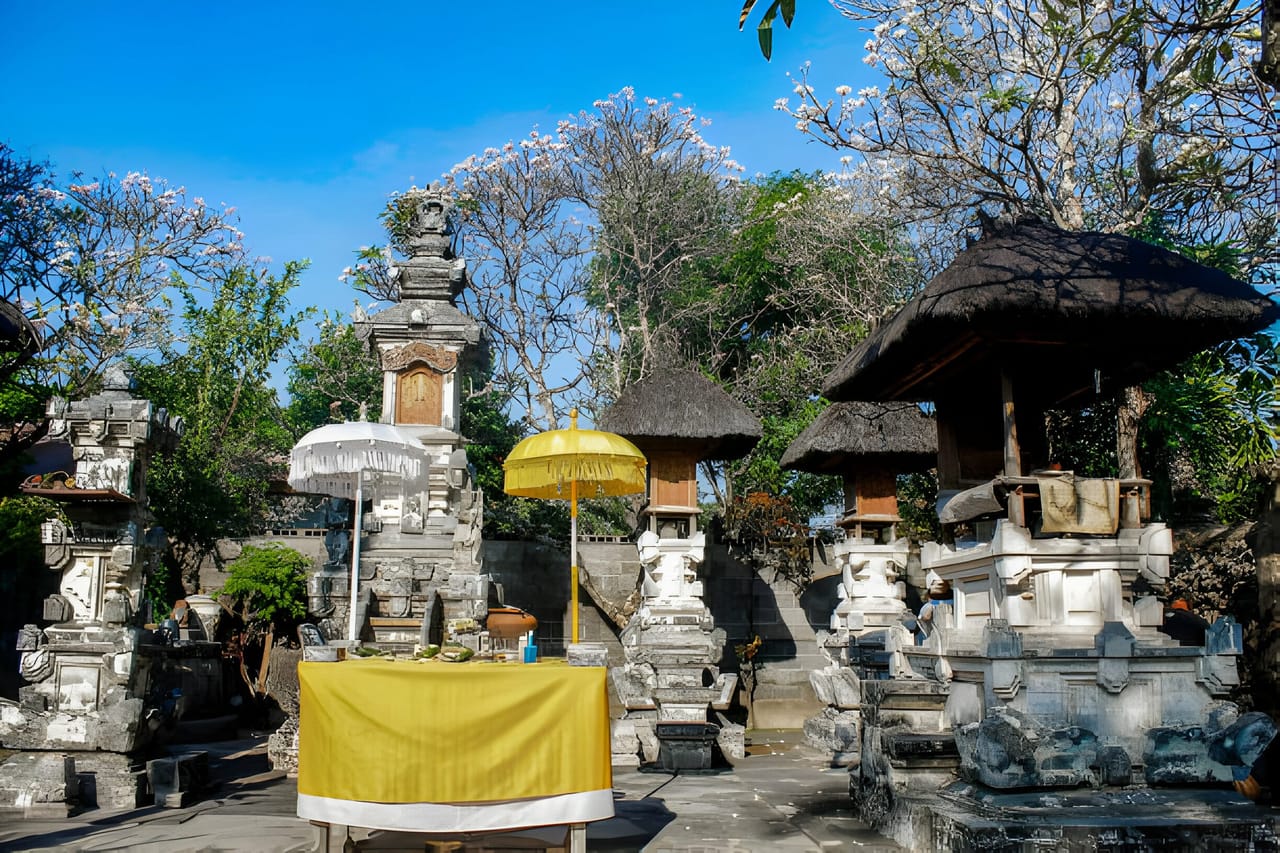 Puseh Batuan Temple In Bali: Ancient Hindu Shrine(Updated)