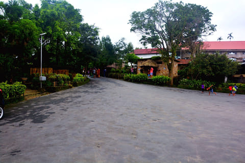 Mawlynnong Village: The Cleanest Village in Asia | Your Best Guide