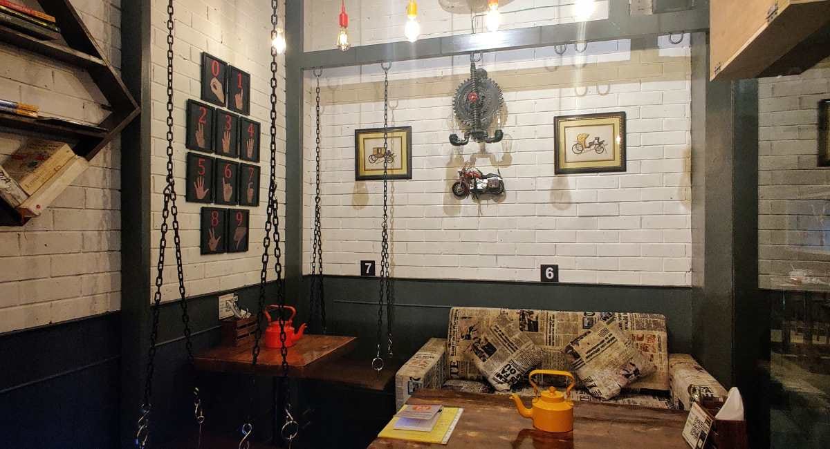 Discovering the 6 Best Cafes in Agra for Coffee Lovers
