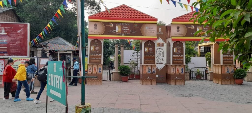 Dilli Haat: Discover a Treasure Trove of Indian Culture and Crafts