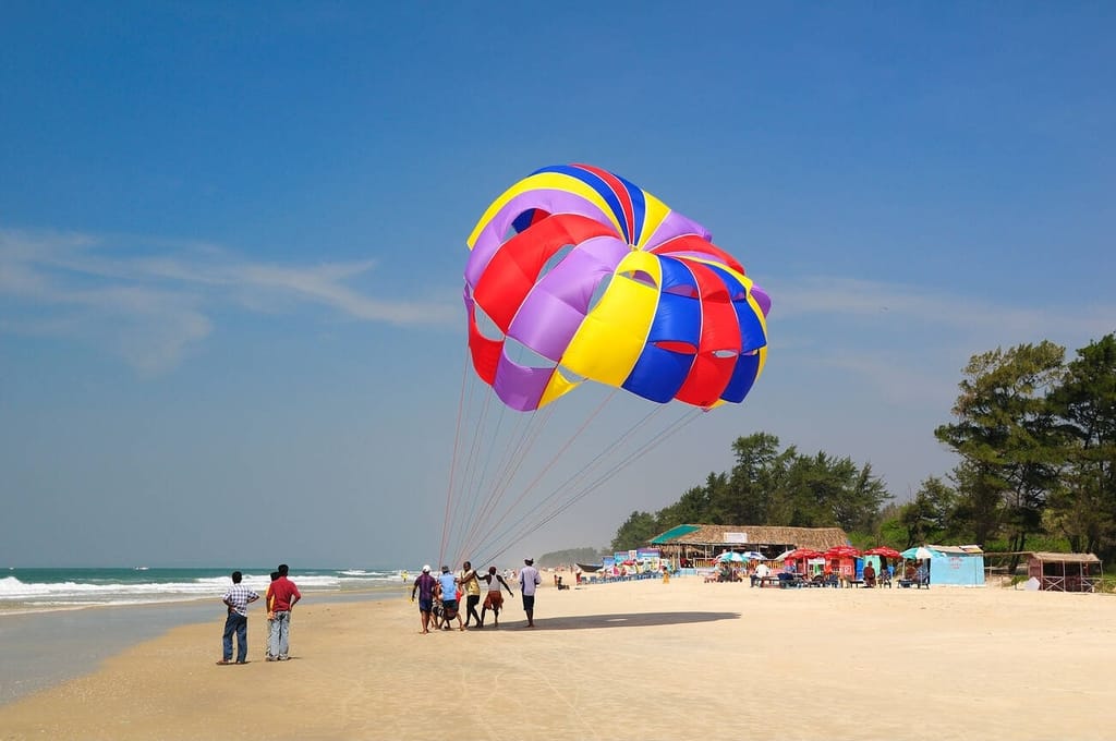 Anjuna Beach, Goa: The Top Attractions And Activities