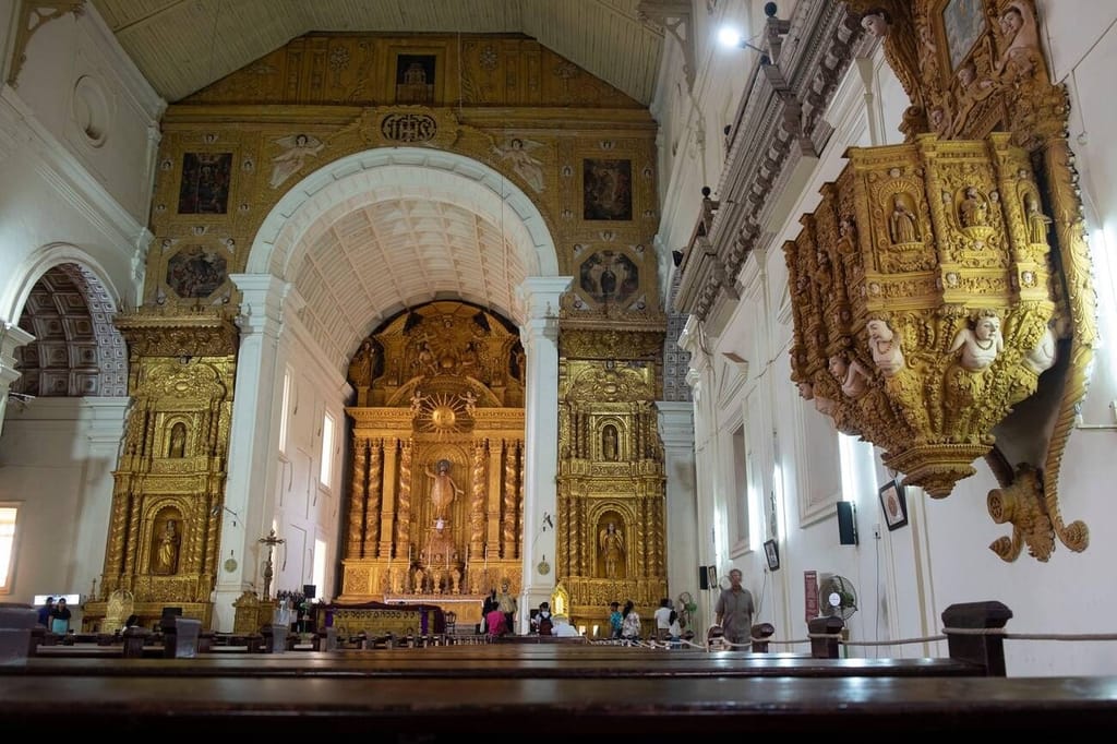 Basilica of Bom Jesus Goa: 400-Year-Old Iconic Church in Goa