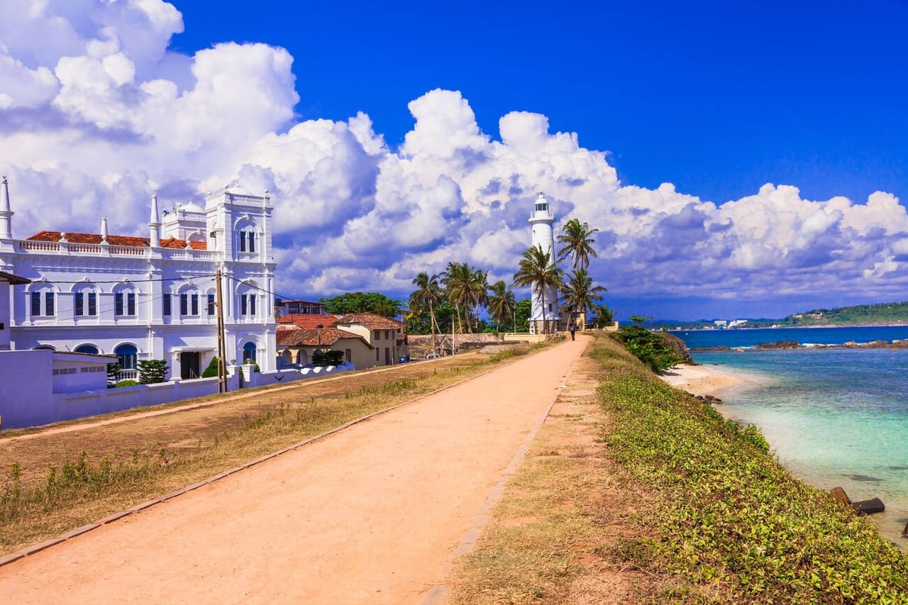Explore Galle Fort: 10 Reasons to Visit and Discover Its Charm!