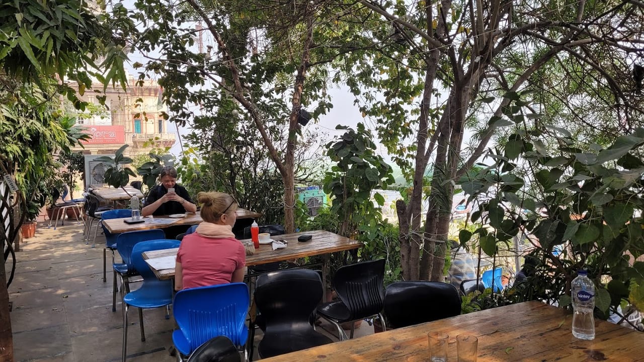 Exploring The Top 6 Coolest & Finest Cafes in Varanasi