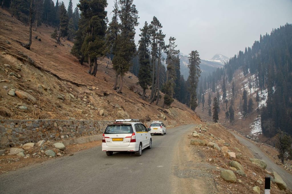 Sinthan Top Kashmir – Best Time to Visit, How to Reach & Things to Do