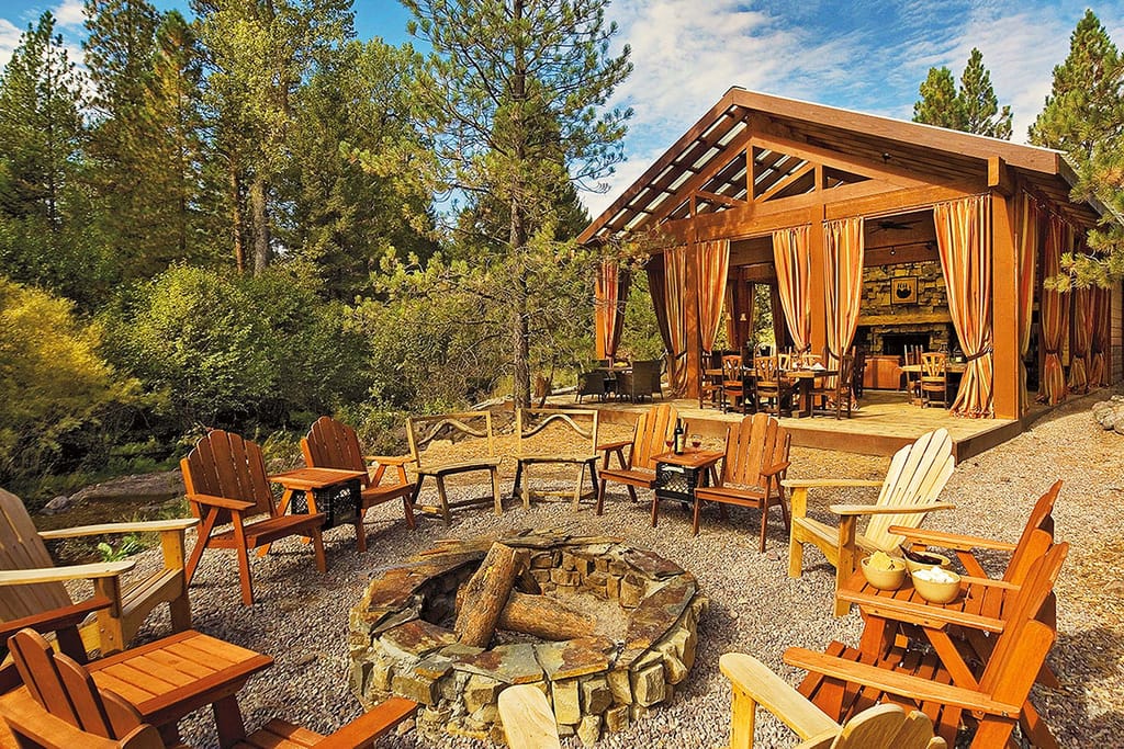 Top 10 Glamping Resorts For Honeymoon: Luxury Camping Setup
