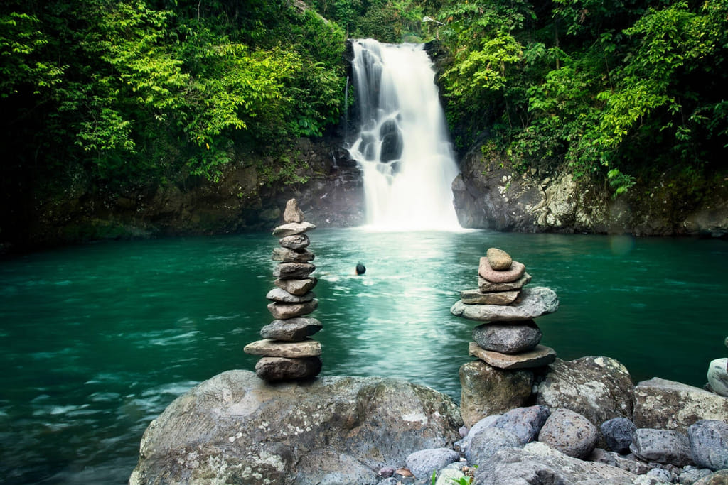 Explore Aling Aling Waterfall: Bali's Ultimate Adventure Spot