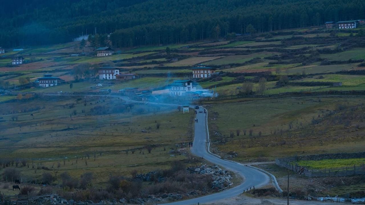 Phobjikha Valley- Know everything from Route to Tourist Attractions