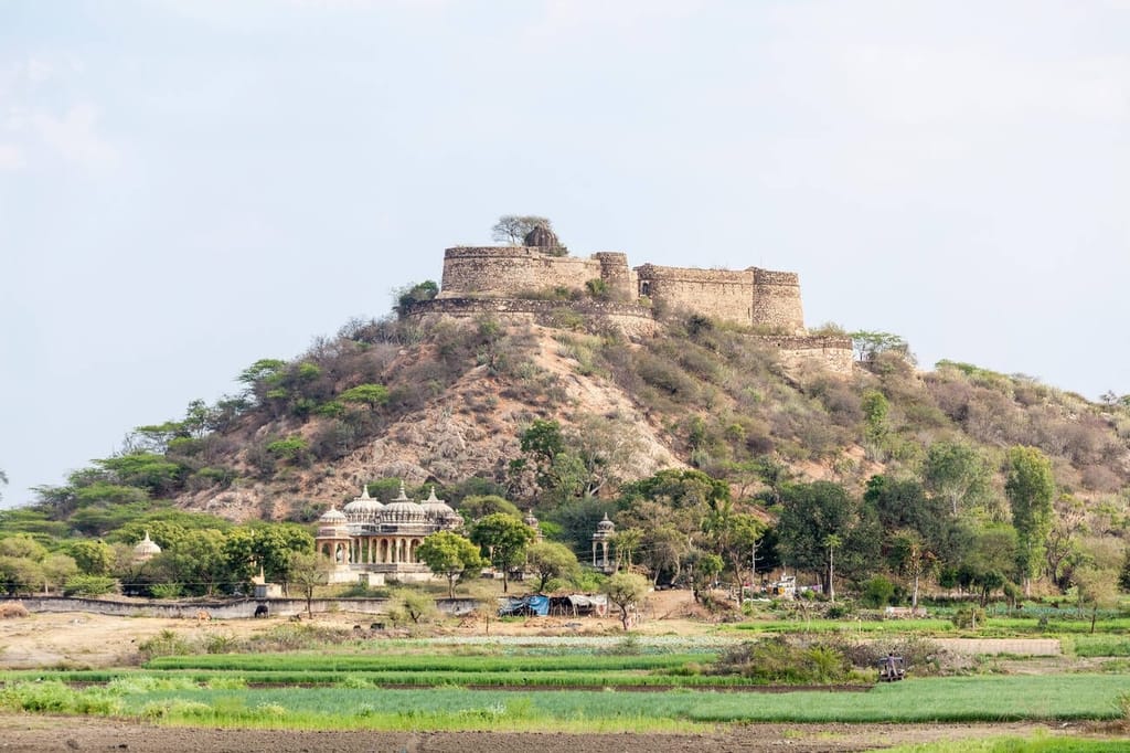 Top 10 Famous Places to Visit in Manendragarh Chhatisgarh