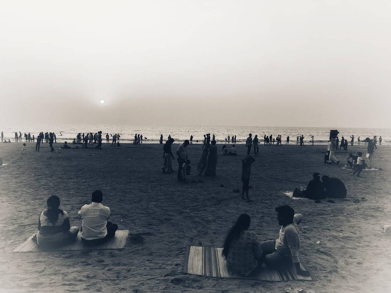 A guide to Mumbai’s iconic seaside beauty Juhu Chowpatty
