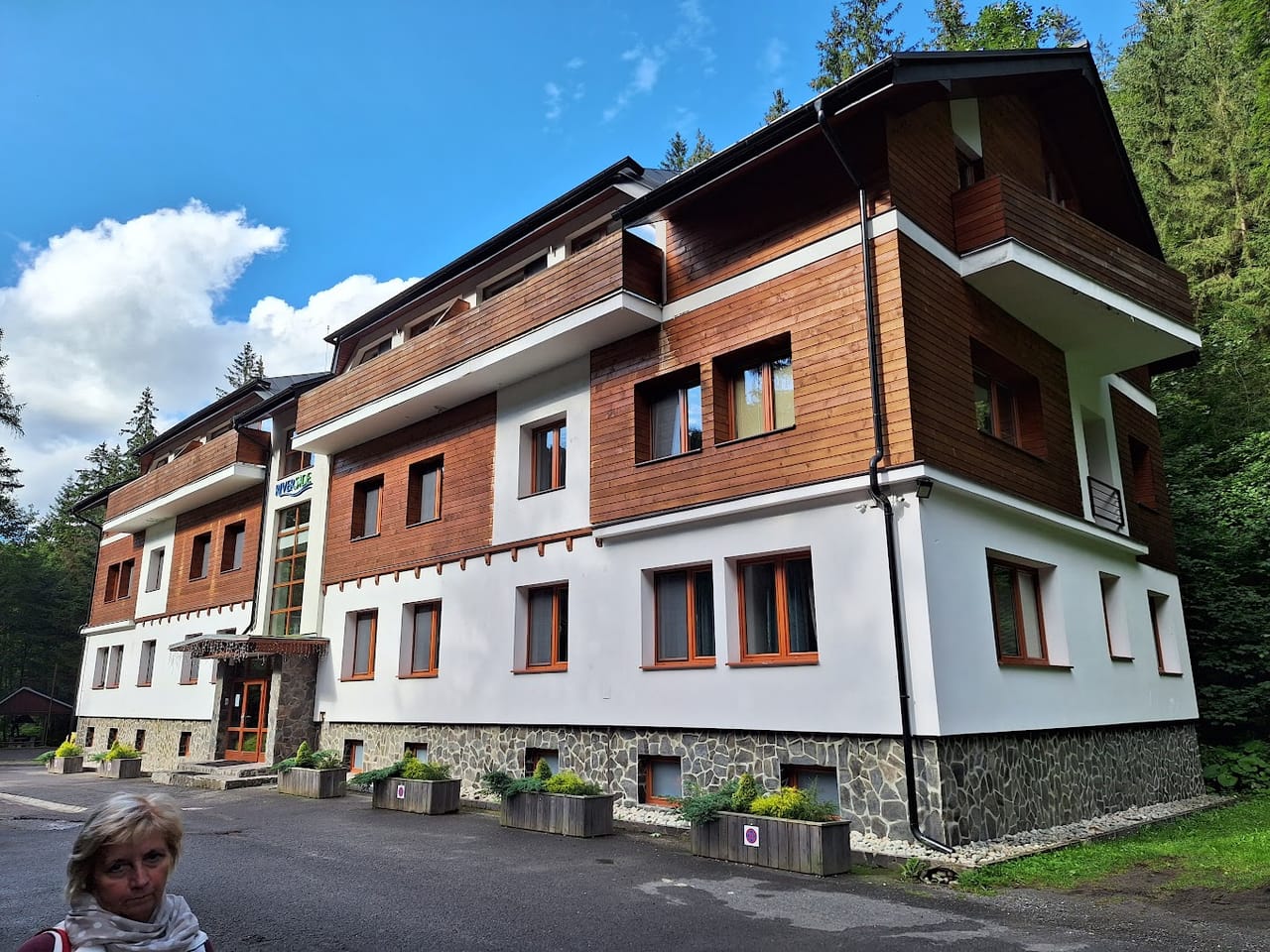 Top 10 Resorts and Hotels in Chopta for Your Stay