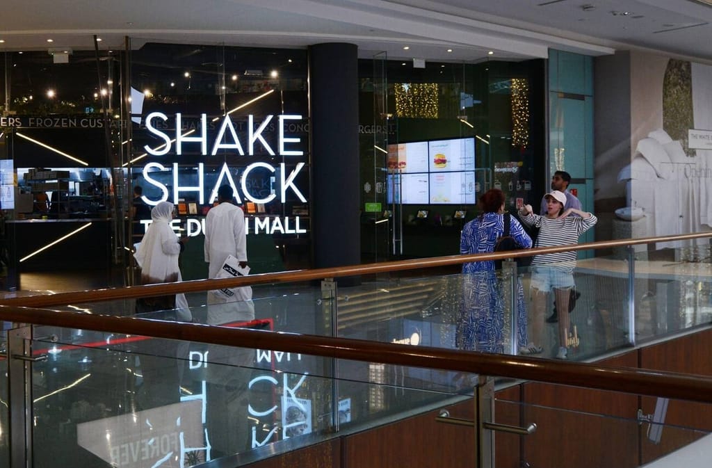 Shake Shack In Dubai: Top-Class Gourmet Fast-Food Delight!