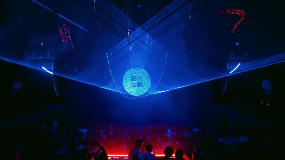 16 Lively Party Places In Baku: Best Nightclubs, Bars, Lounges