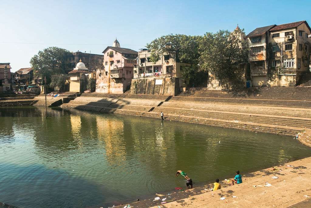 Explore Mumbai’s Historic Water Tank: The Banganga Tank