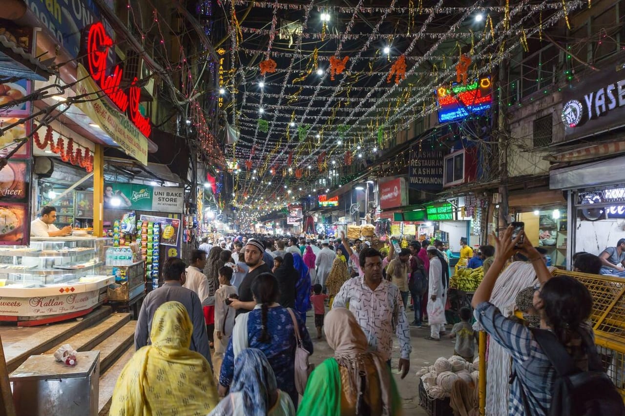 25+ Places to Visit in Delhi at Night (2026): A Complete Guide