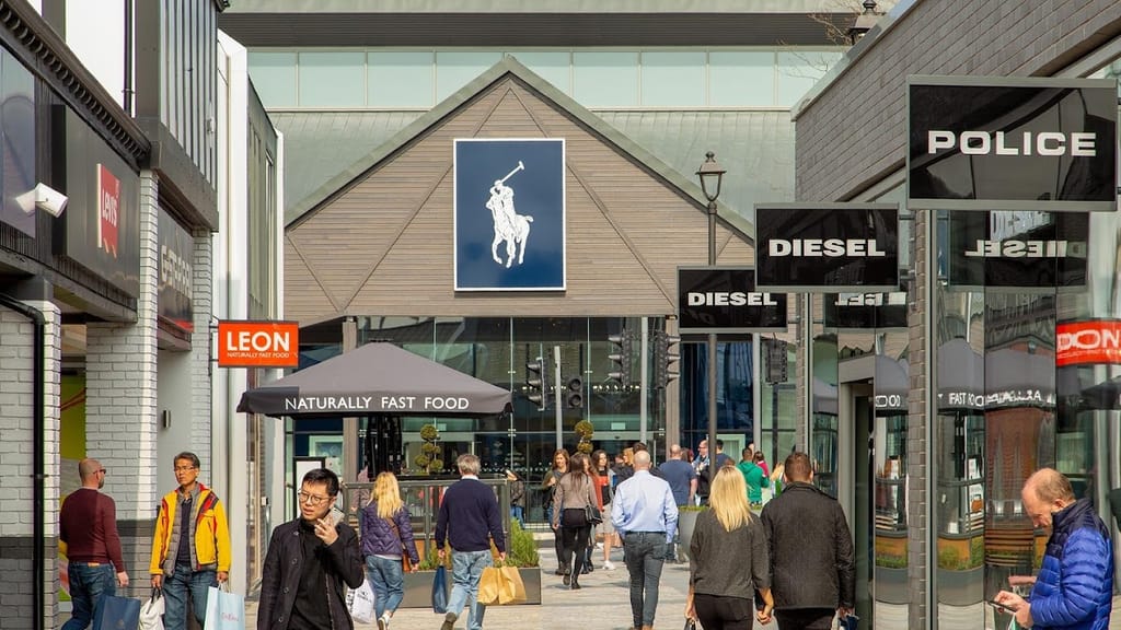 Shopping in Liverpool: 15 Popular Places & What to Buy
