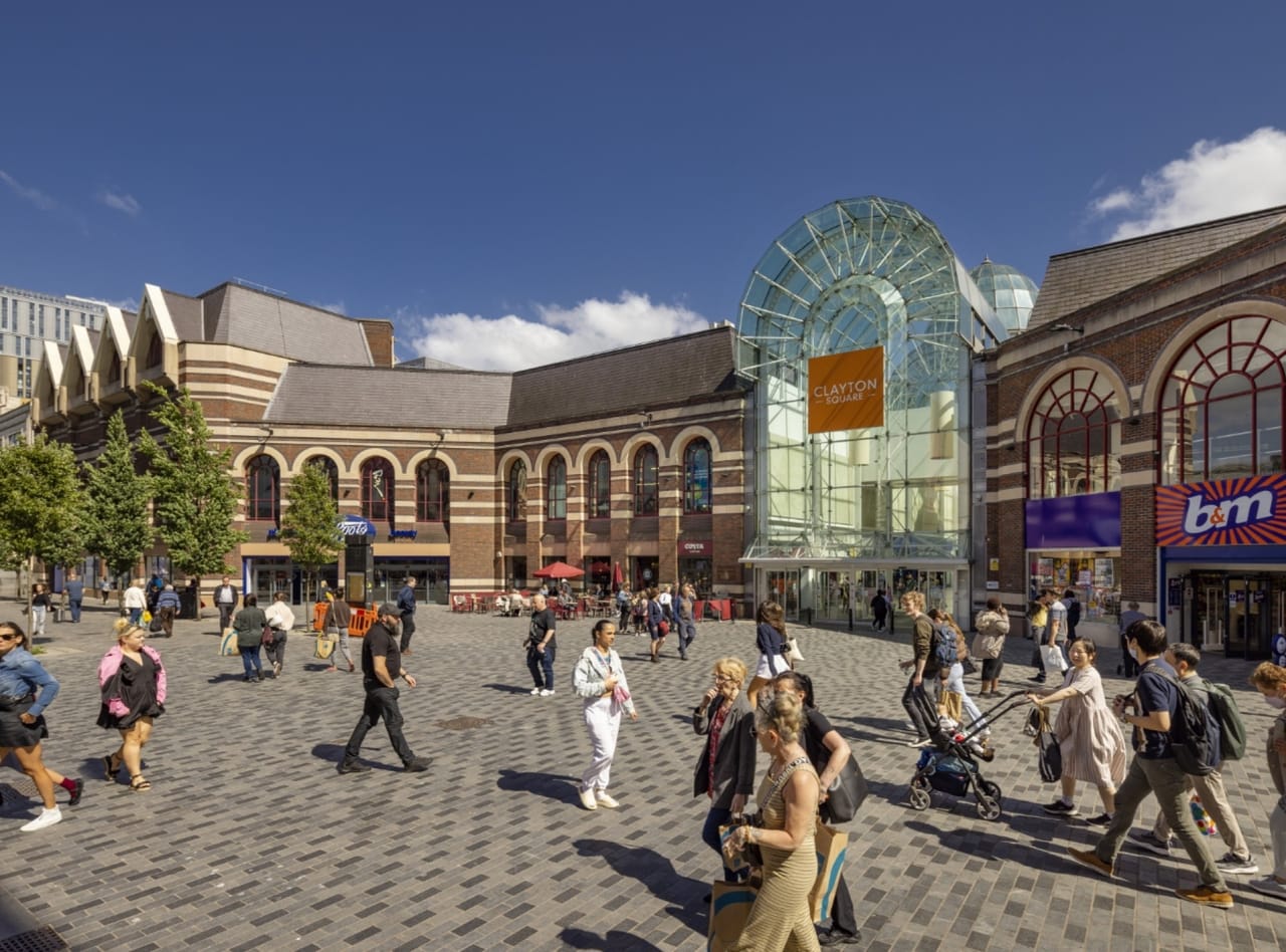 Shopping in Liverpool: 15 Popular Places & What to Buy