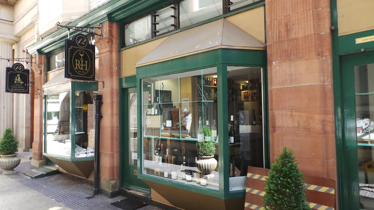 Shopping in Liverpool: 15 Popular Places & What to Buy