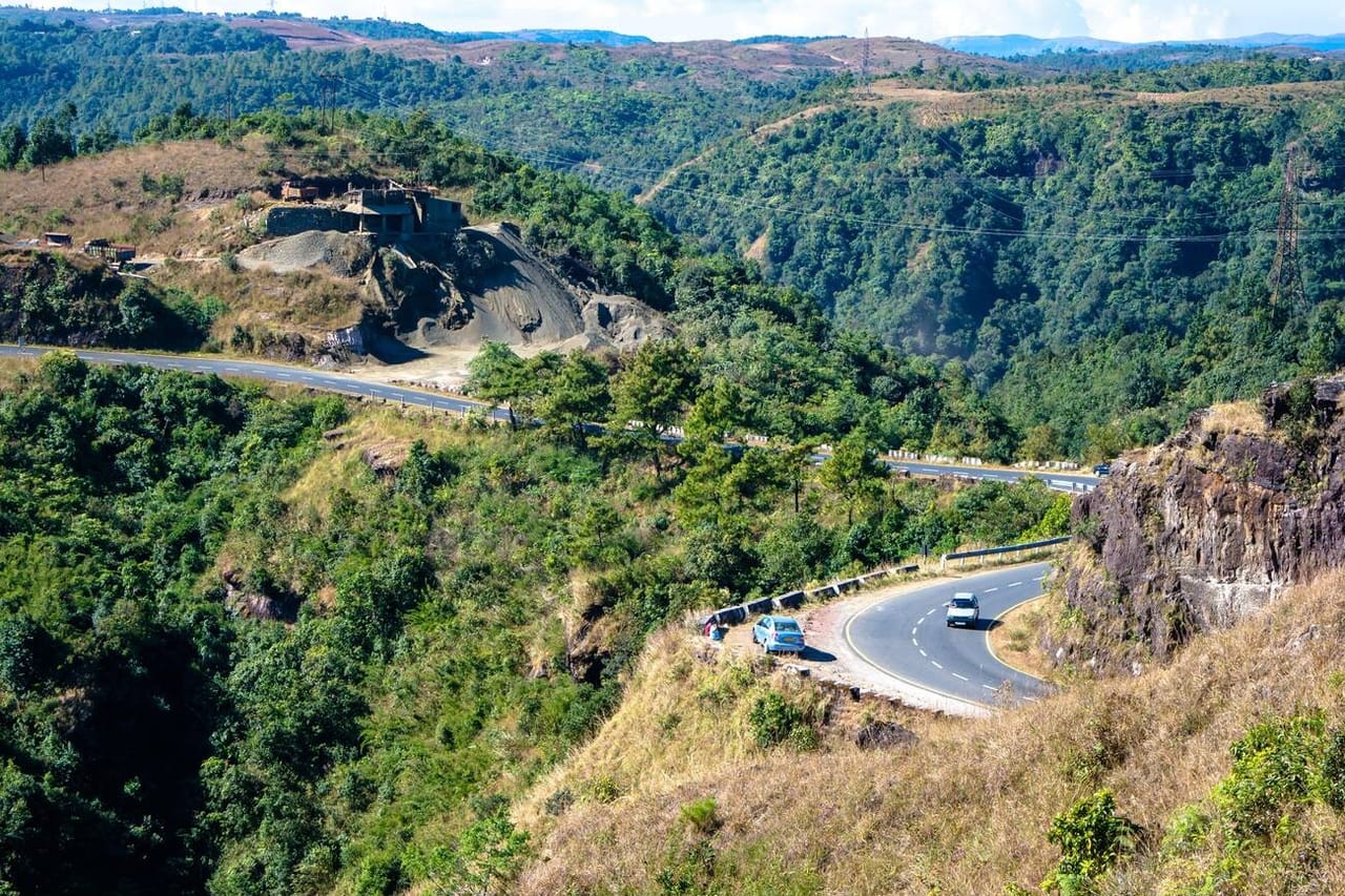 How to Reach Shillong from Delhi Easily – All Travel Options