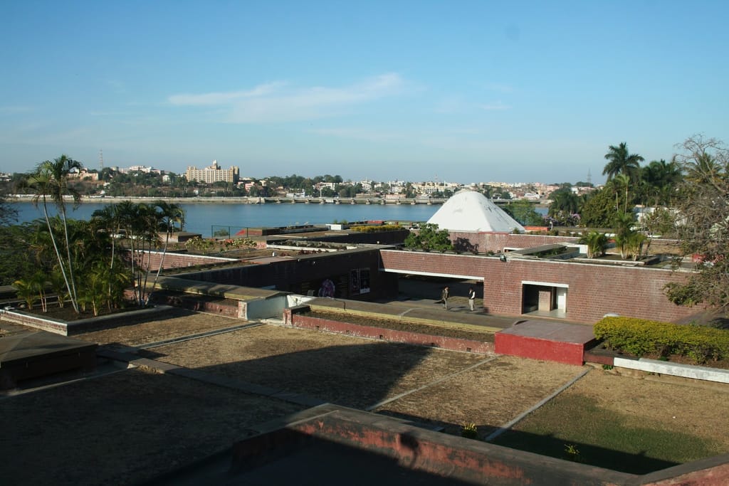 Bharat Bhavan - Bhopal | Galleries, Timings, and Entry Fee