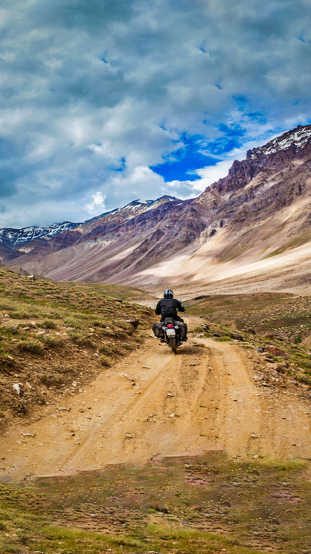 Manali To Spiti Valley 2026: Route, Itinerary & Travel Guide