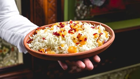 Top 15 Traditional Kashmiri Foods You’ll Fall in Love With