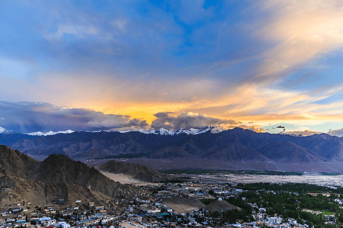 An Ultimate Guide On Best Sunrise And Sunset Points In Ladakh For Bikers