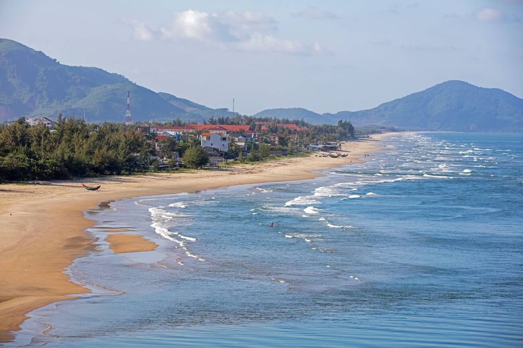 Lang Co beach: Ultimate Adventure Waiting for You in 2026