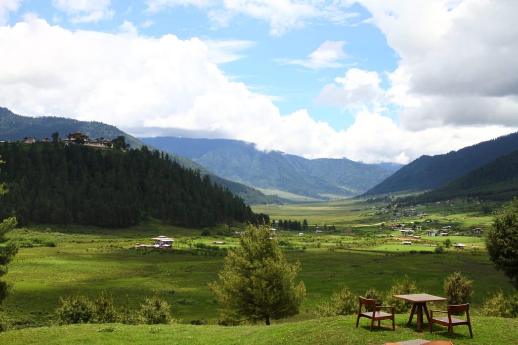 10 Beautiful Places to Visit in Punakha – Where to Go & What to See