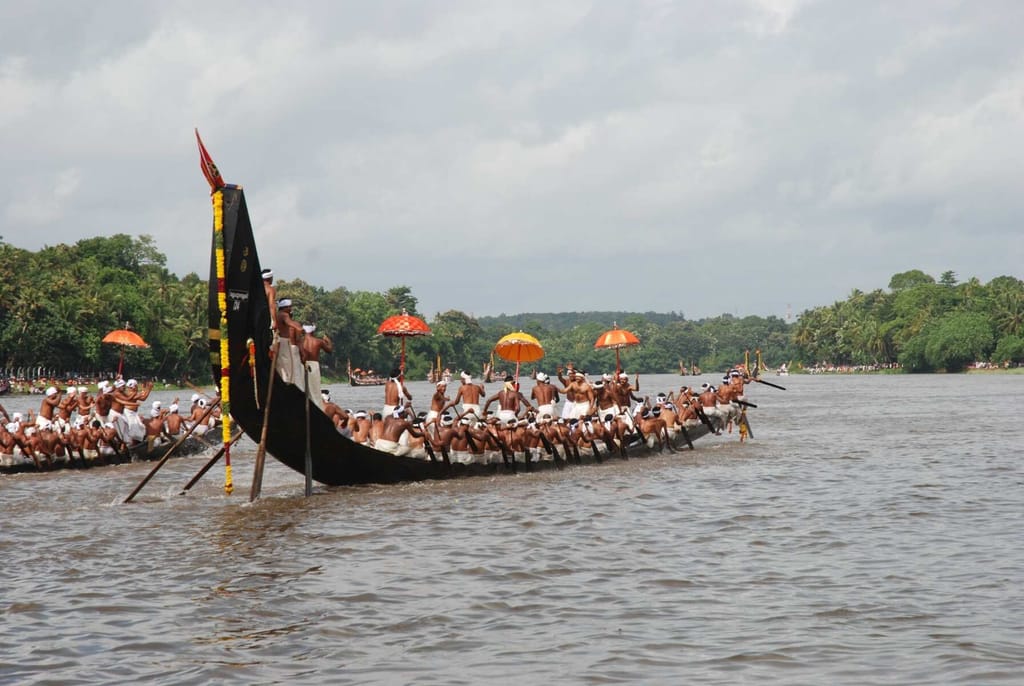 Top Kerala Honeymoon Bucket List: Unforgettable Getaways