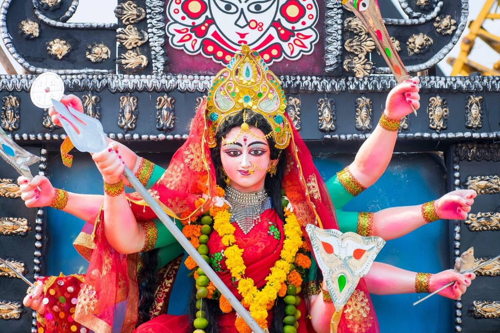 Navratri Celebrations | 7 Famous Places To Enjoy In India