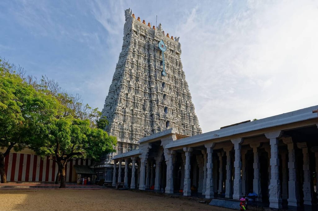 Thiruchendur Murugan Temple: A Complete Travel Guide