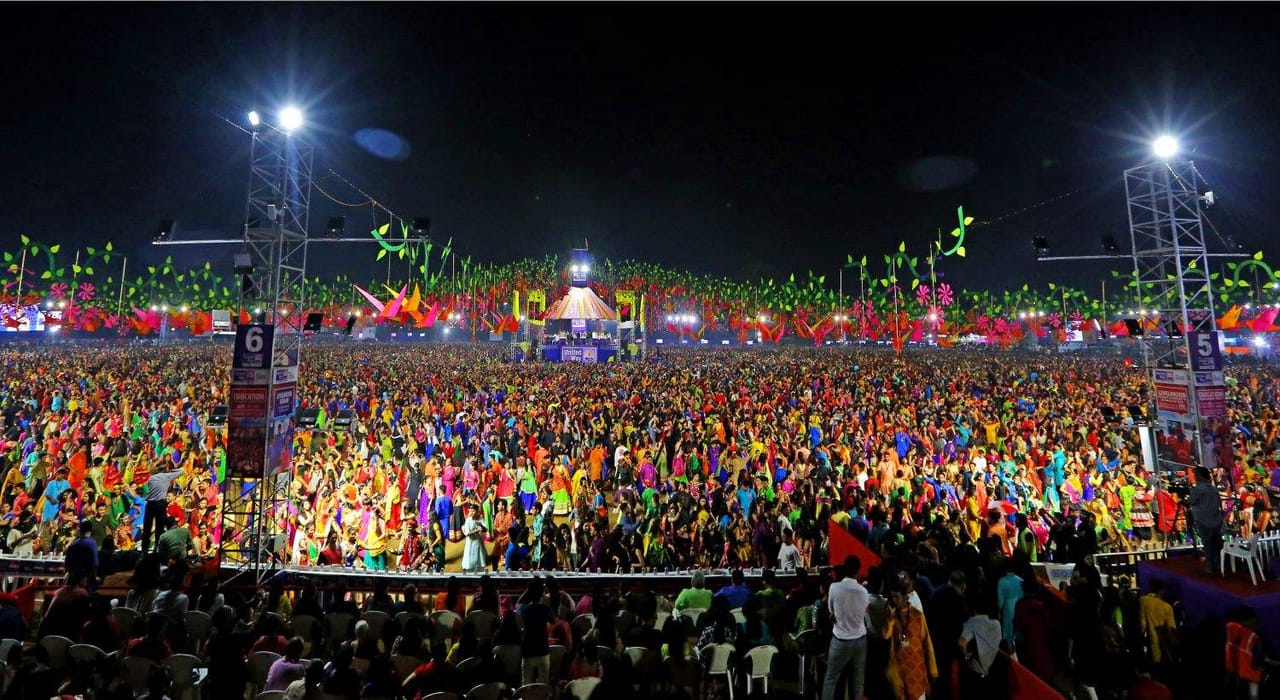 United Way of Baroda Garba: Venue, How to Book, Cost, and More