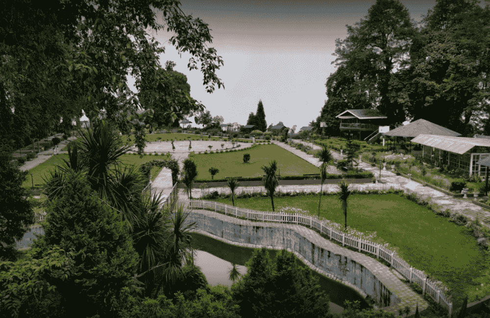 2026 Honeymoon In Darjeeling Guide: Best Places, Stays & Tips