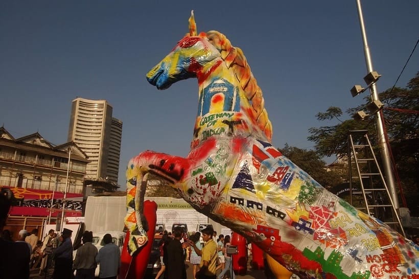 Kala Ghoda Arts Festival 2026: Dates, How to Reach, & More!