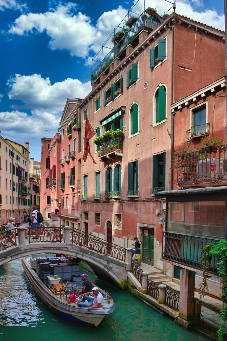 Currency of Europe: A Simple Guide to European Money