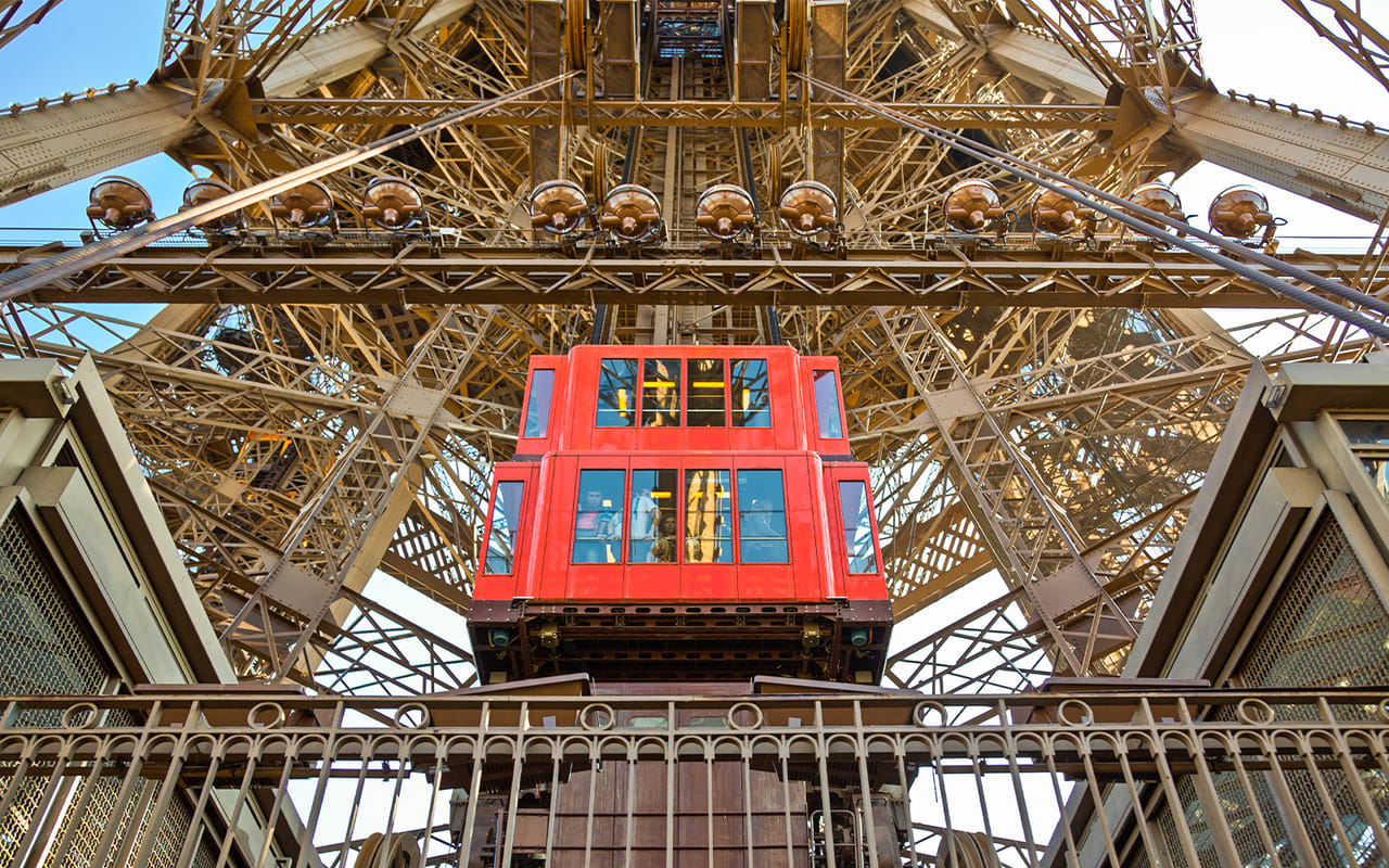 How to Visit Eiffel Tower Paris: Tickets, Hours & Best Time