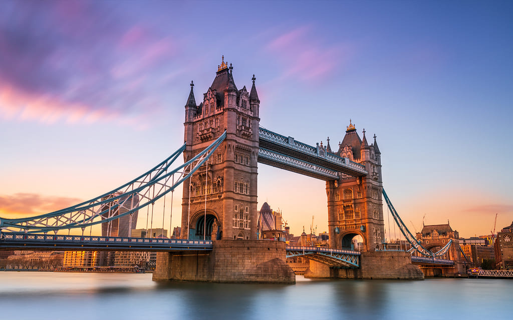 15 Best Theme Parks in London: Tickets, Timings & Tips