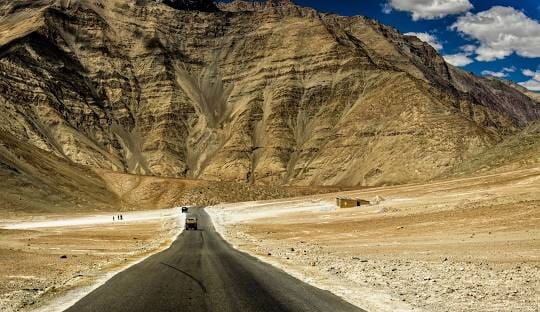 Magnetic Hill Ladakh: All You Need to Know Before Visiting