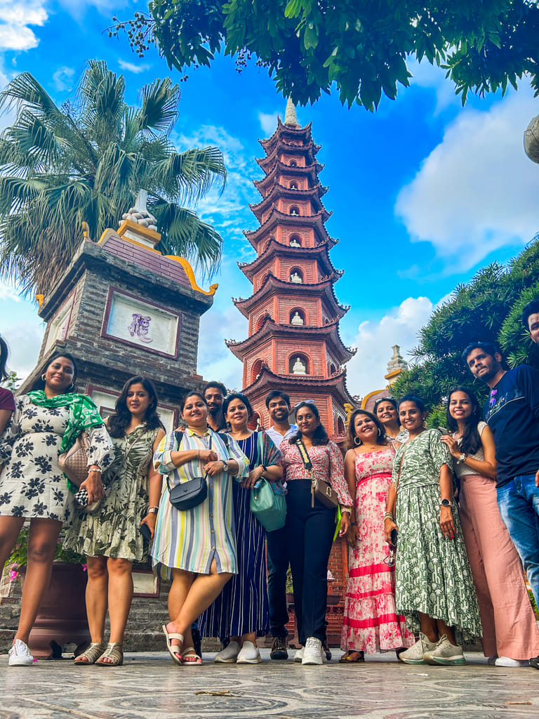 WanderOn: Coolest Global Travel Community - Book Your Trip Now!