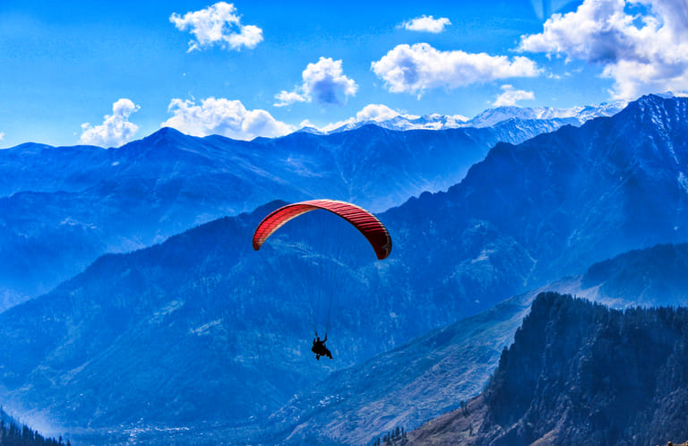 WanderOn: Coolest Global Travel Community - Book Your Trip Now!